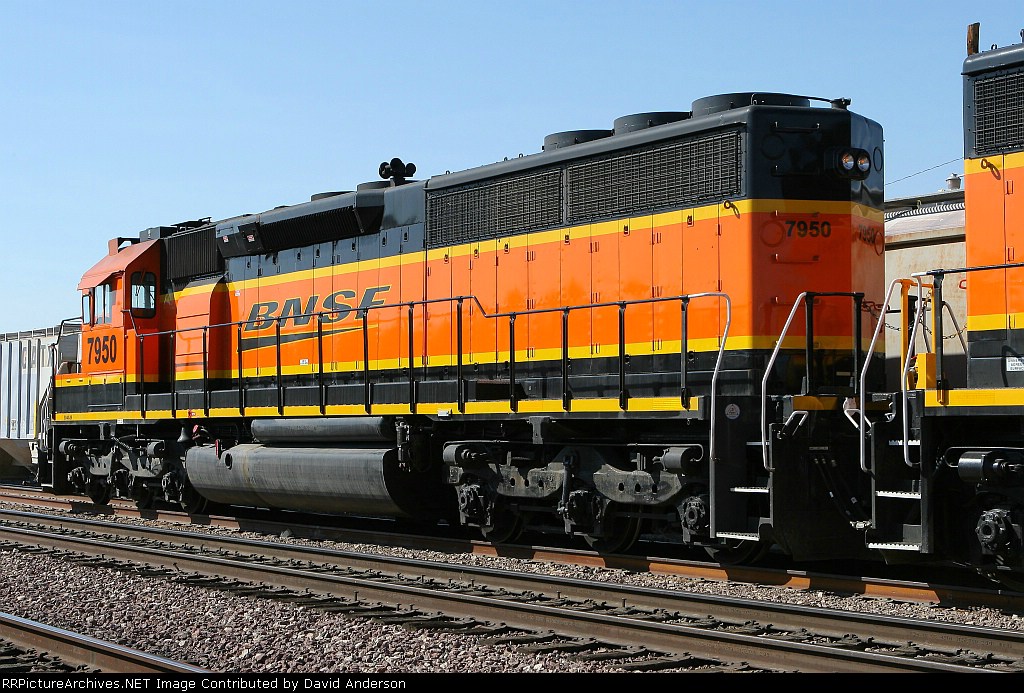 BNSF 7950